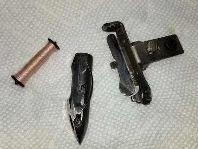 Sewing Machine Parts - Singer Treadle Sewing Machine Shuttle