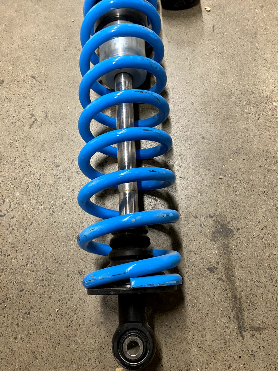 Can-Am Ens.Ext.Garde Bmud ガードキット 715001909 OEM並行輸入-