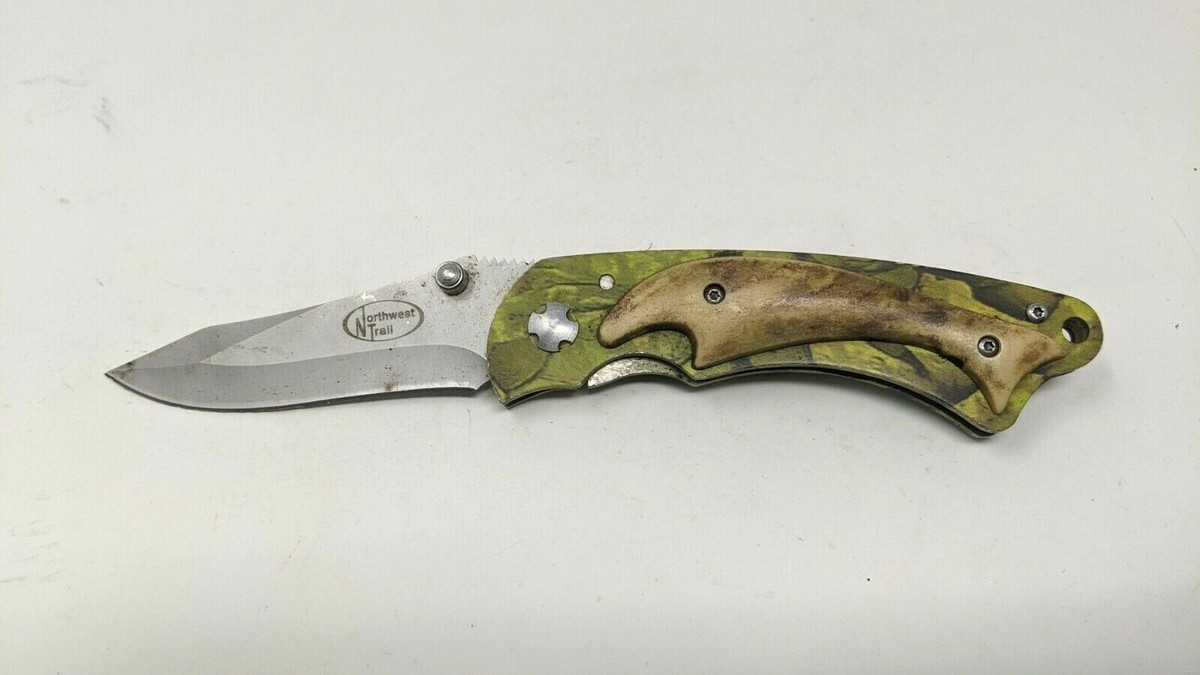 Camo Pocket Knives