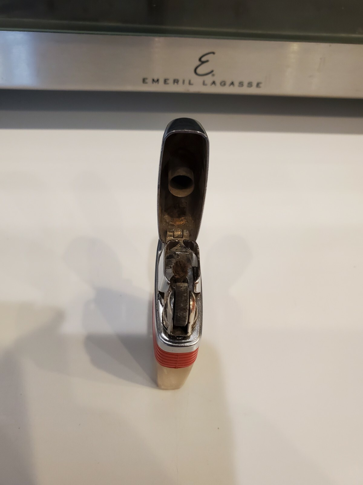 Vintage Scripto VU Lighter BOWLER with Red Band | eBay