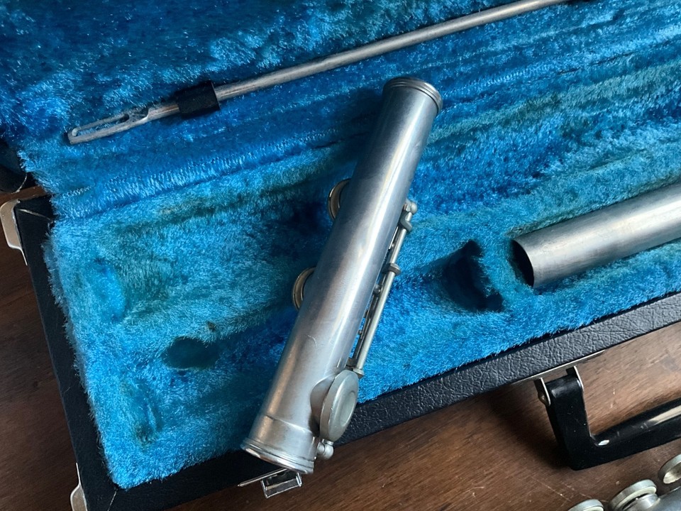 Vintage Hernals S100 Flute Tokyo Japan - W/Case & Cleaning Rod ...