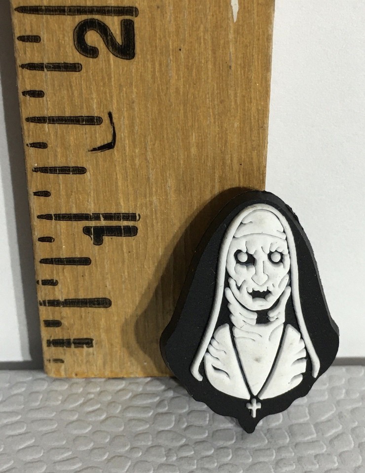 NEW Horror Movie Halloween Scary Rubber Shoe Charms For Crocs Toppers ...