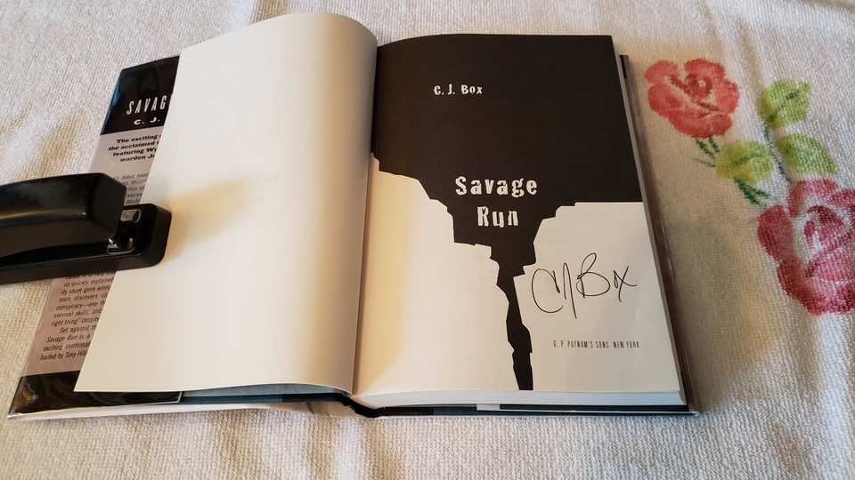 SAVAGE RUN by C. J. BOX **SIGNED** -JS- 9780399148873 | eBay
