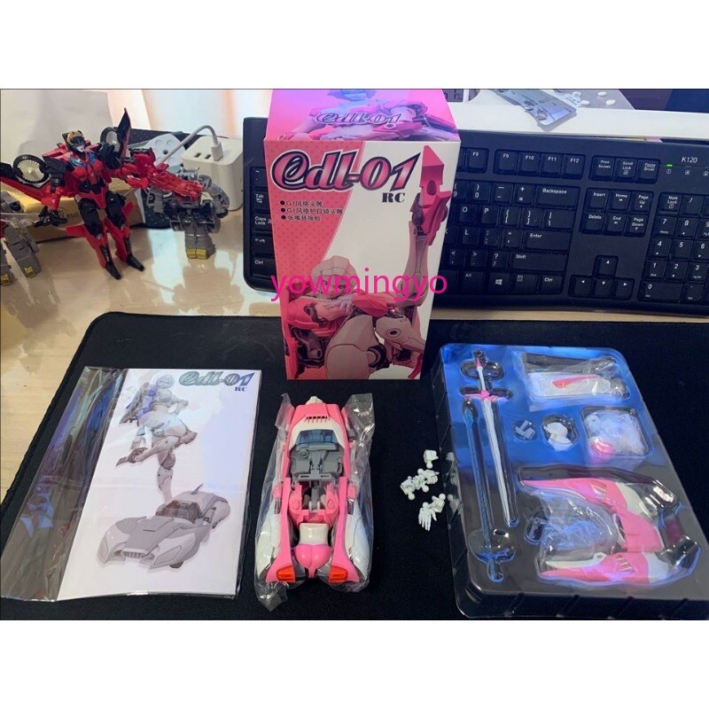 CDL-01 CDL01 RC Arcee with Upgrade Kit MP CDL Action Figure toy in hand ...