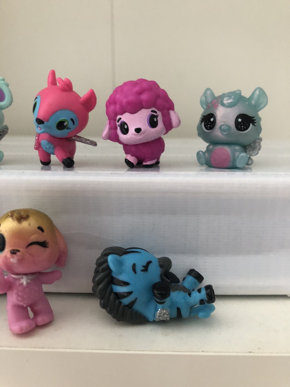 Hatchimals Mini collection Giggle Grove Zebrush Rainbowcorns Season 1 ...