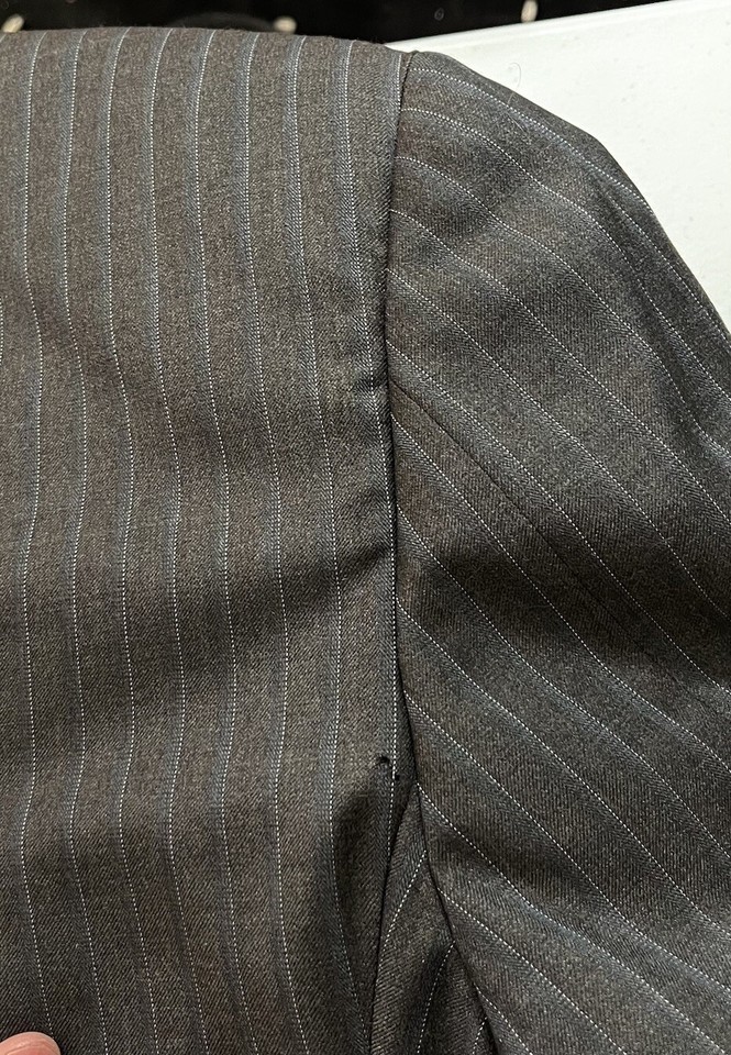 CANALI Blue Label Gray Pinstripe Wool 2Btn 2V Suit US 42 L Pants 34x32 ...
