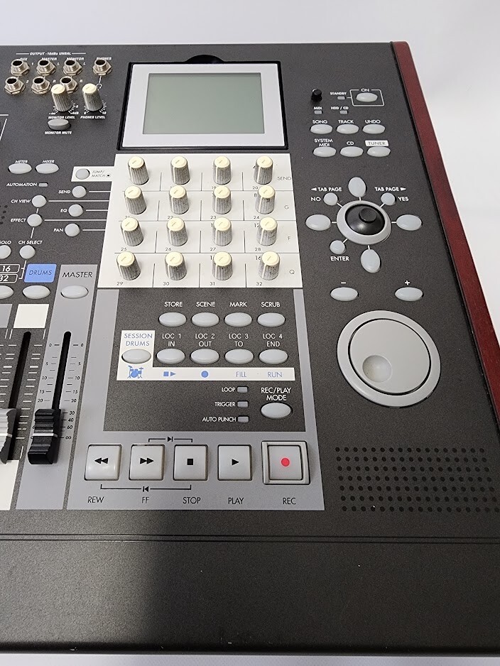 Korg D3200 32-Track Digital Recording Studio Desktop Recorder MTR | eBay