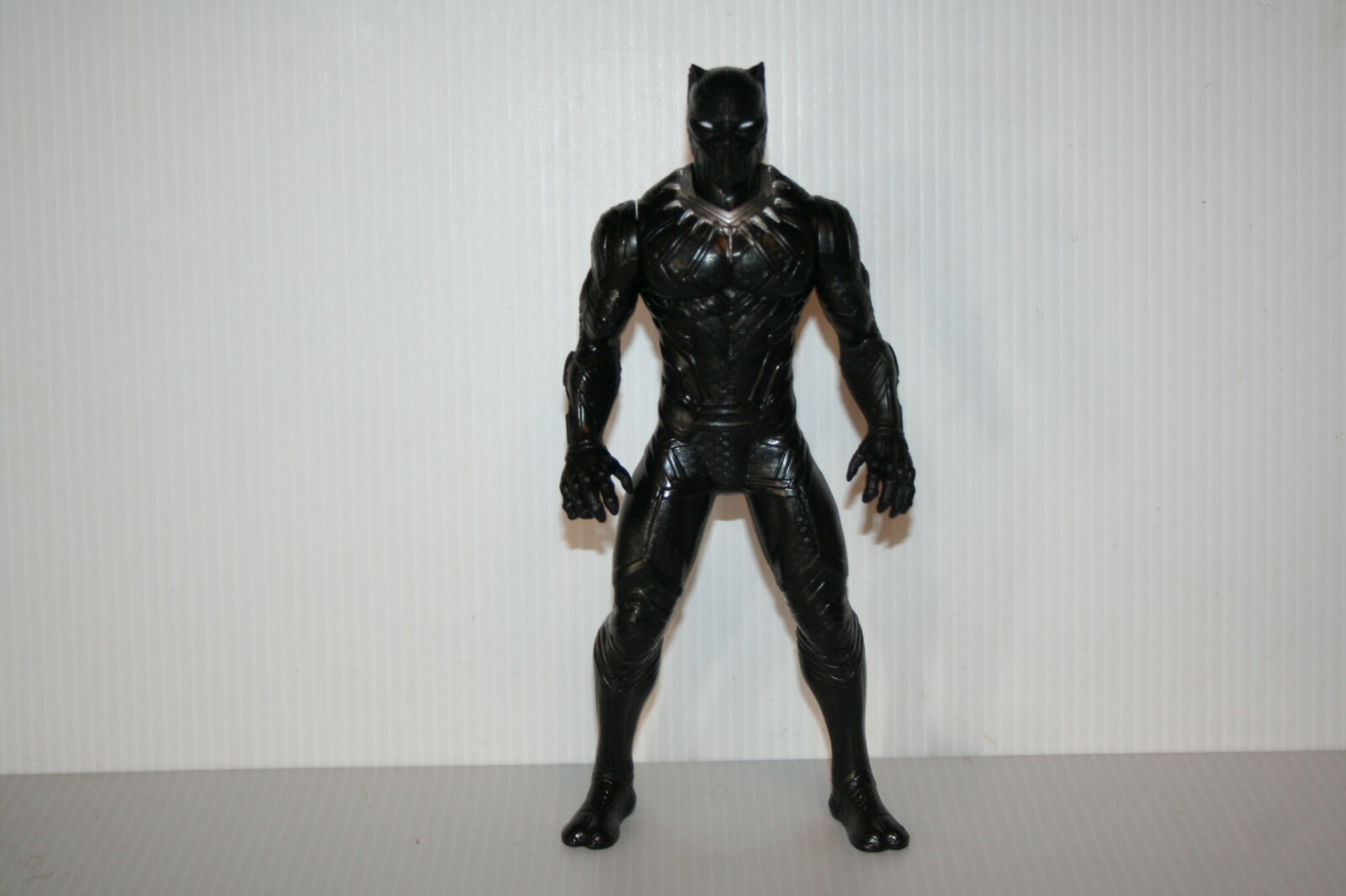 Black Panther Marvel 2019 Hasbro 9" Inch Tall Action Figure E5581 E555 ...