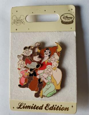 UK Disney Store Europe Beauty & the Beast Gaston Bimbettes & LeFou LE ...