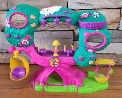 MOOSE TOYS Collectable The Zelfs ~BEE SWEET TREEHOUSE~ Zelf playset ...