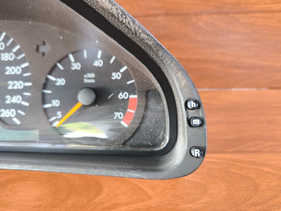 Mercedes Benz E Class W210 E320 VDO speedometer instrument cluster ...