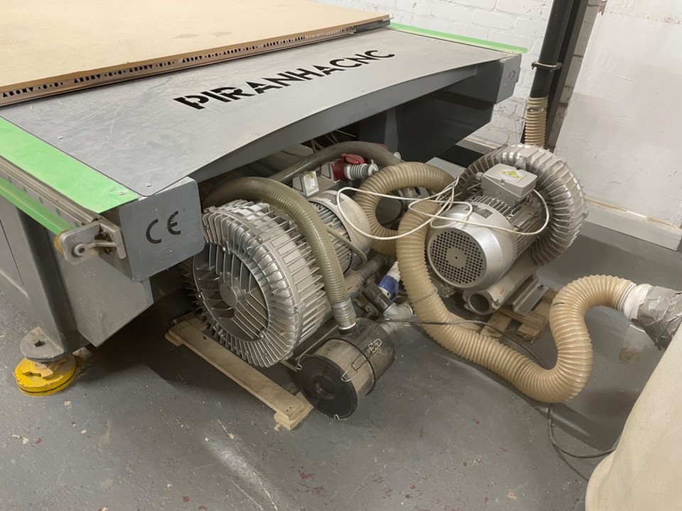 Piranha Pro CNC Router Networkable Large Bed 10 x 5, 3050 x 1525 | eBay UK