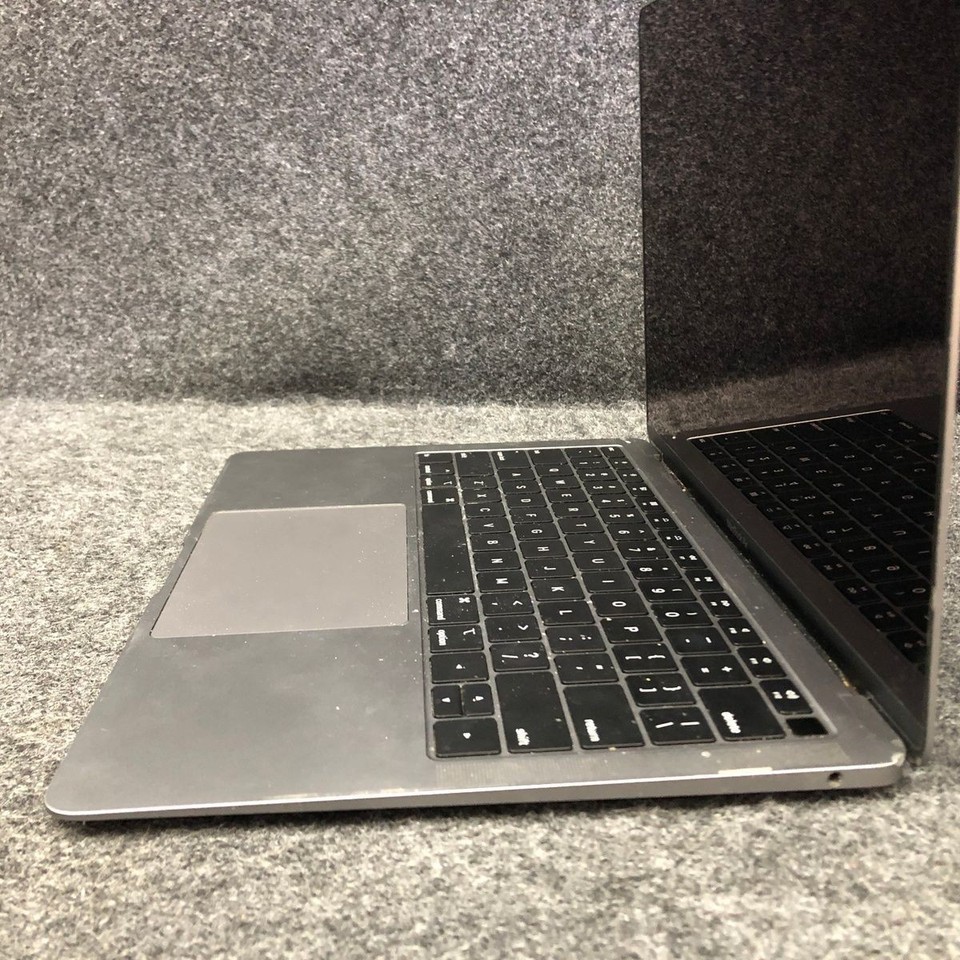 APPLE MacBook Air 13" Laptop 2018 i5-8210Y 8GB 128GB SSD Mojave A1932 ...