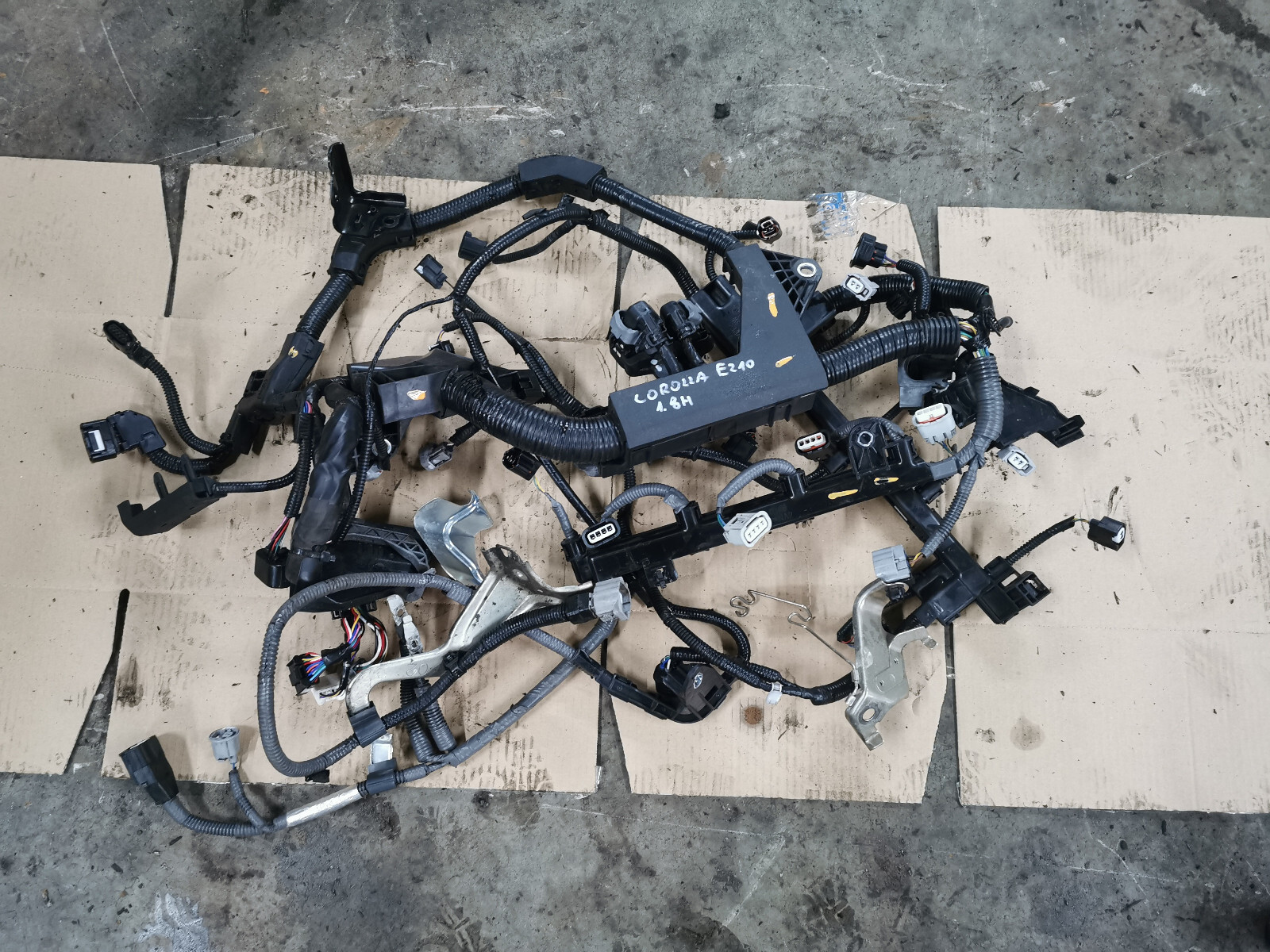 TOYOTA COROLLA E210 2020 1.8 PETROL HYBRID ENGINE WIRING LOOM ...