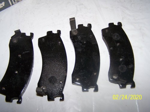 NEW NAPA Rayloc Disc Brake Pads SS-7463 - 4 Pads - 93 FORD PROBE, 93 ...