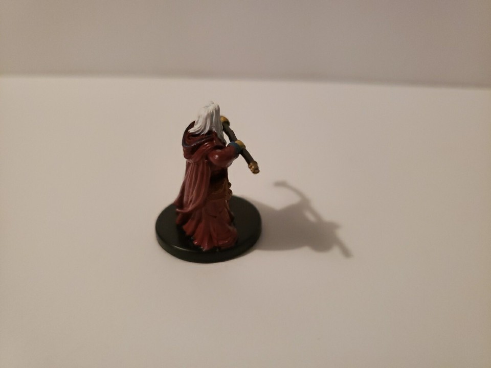 Dungeons and Dragons Miniatures Raistlin Majere Red Robes 14/60 Rare ...