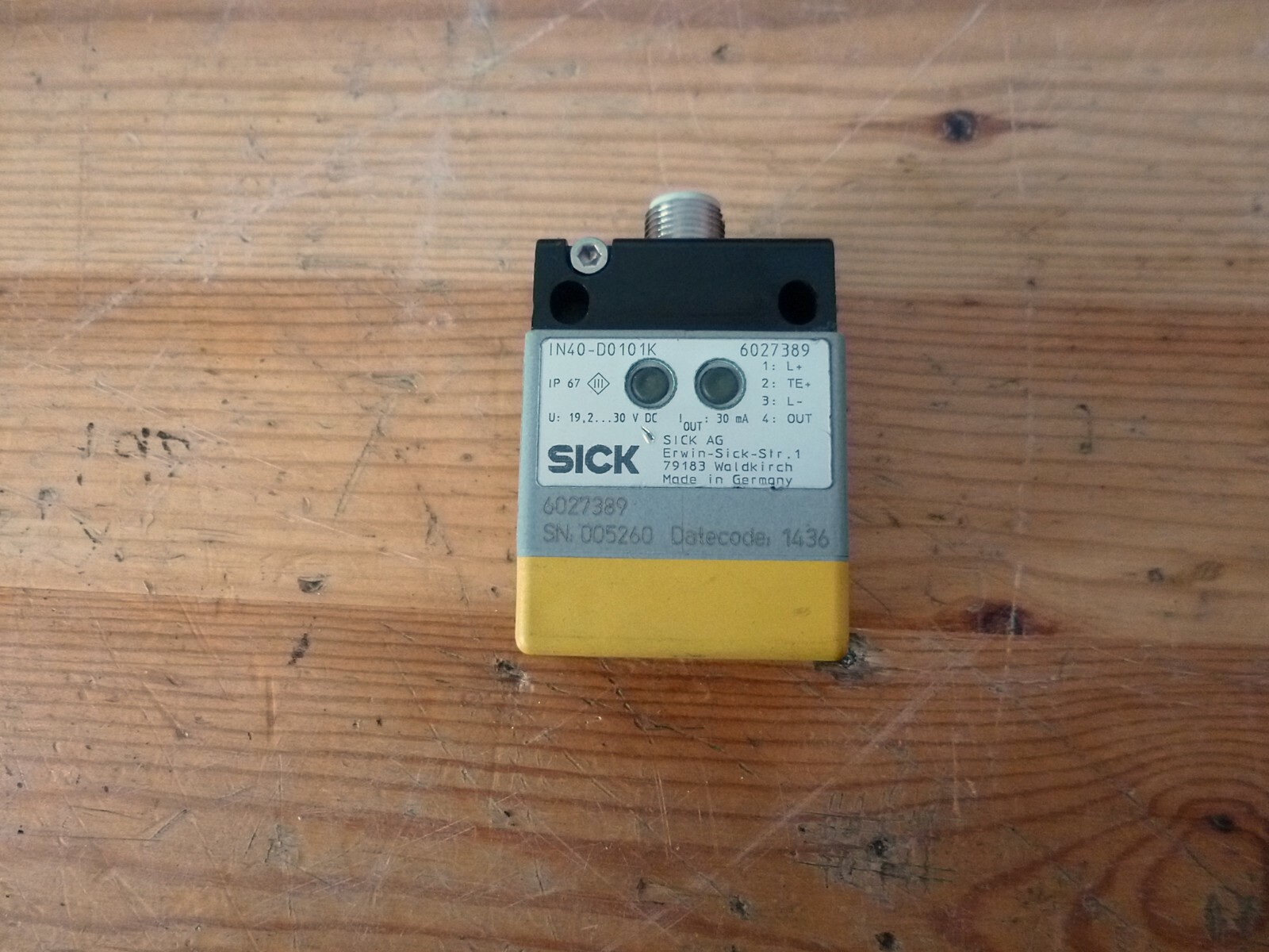 Sick IN40-D0101K Non-Contact Safety Switch Inductive Sensor 24VDC ...