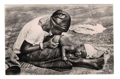 AP1686 - ETHNIC BLACK AFRICA, MEDICaL, WOMAN HELPS CONSTIPATED BABY | eBay