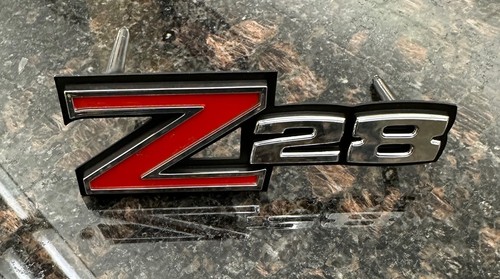 1970-73 CAMARO Z28 Z/28 GRILLE EMBLEM NEW GM NOS 3990418 3982046 338239 ...