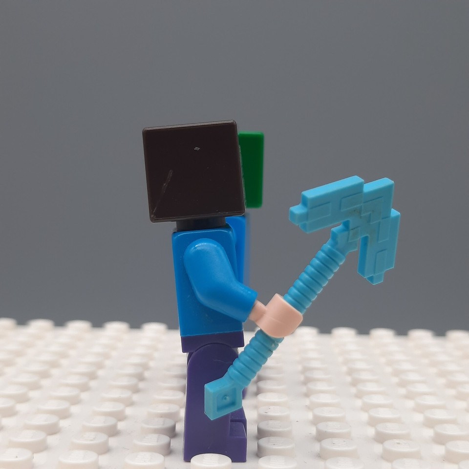 LEGO Minifigures Minecraft: Zombie - Dark Purple Legs min010 And Steve ...