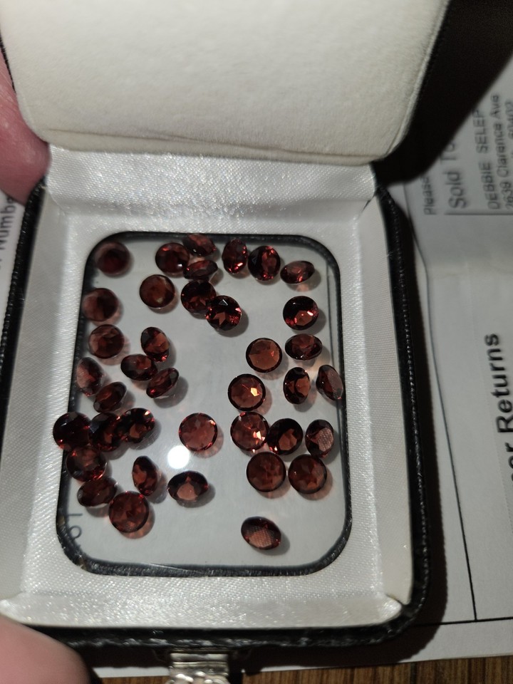 Garnet Parcel 15.00CTW 5mm Round Loose Gemstones Gems Gorgeous ...