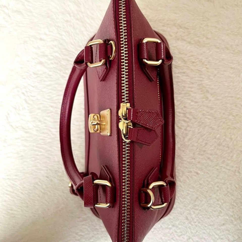 Excellent condition Samantha Thavasa 2-way shoulder bag handbag Lady ...