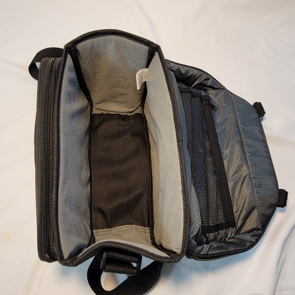 Genuine Nikon Digital SLR DSLR LARGE Padded Shoulder Camera Case Bag ...