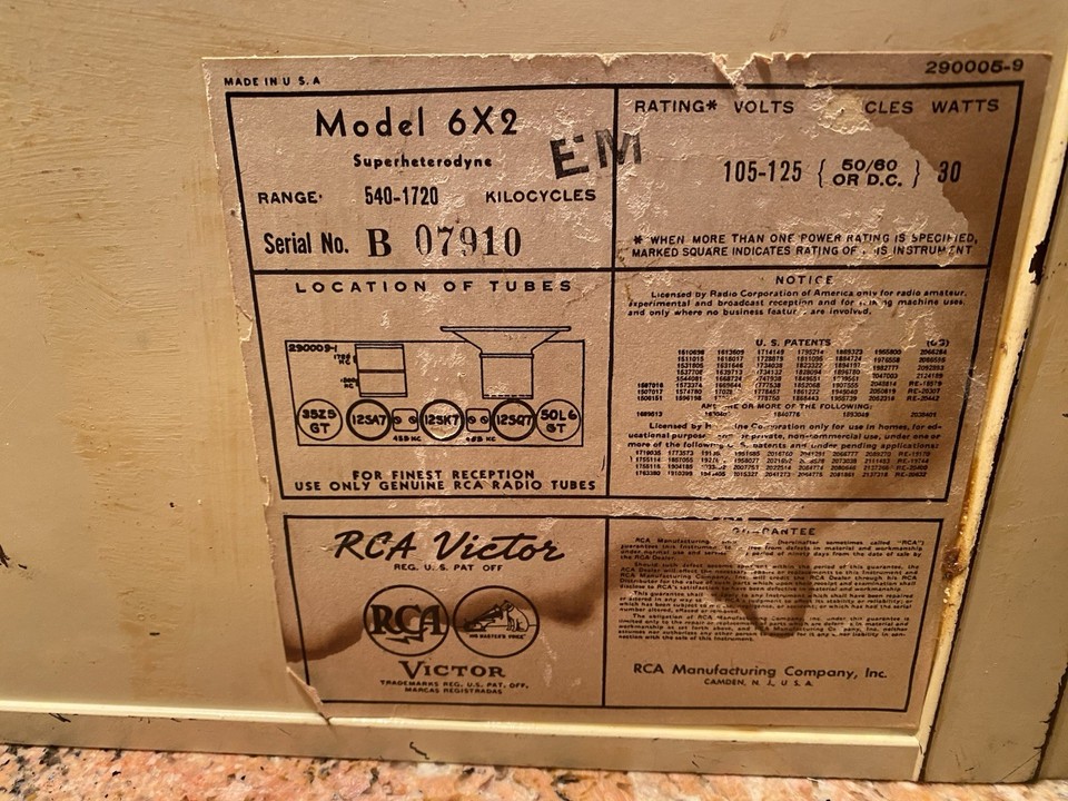 Antique Ivory Bakelite 1942 RCA Victor Model 6X2 Vacuum Tube AM Radio ...