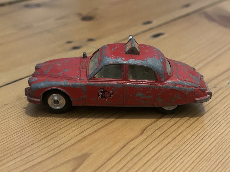 Corgi Toys Jaguar 2.4 Litre Fire Chief Car - Vintage Diecast Model Red ...