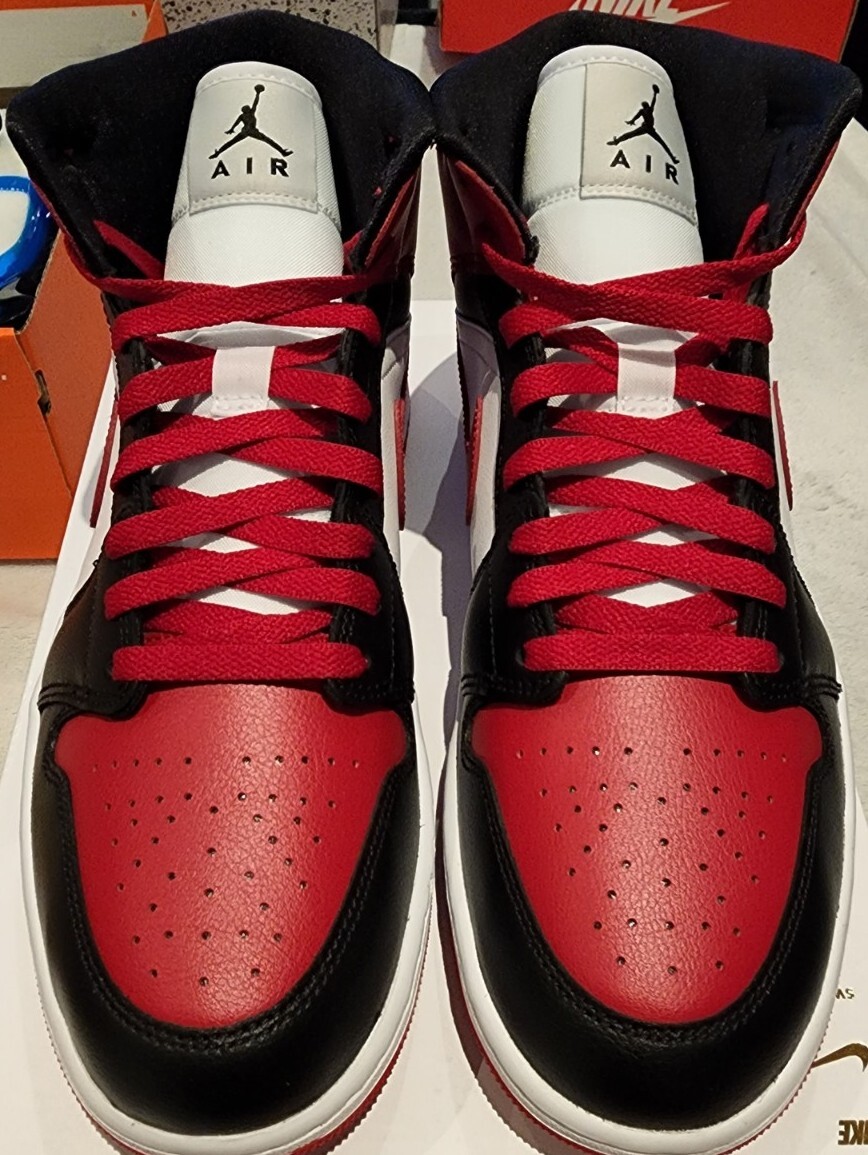 Nike Air Jordan 1 Mid Alternate Bred Toe BQ6472-079 Women's Nike Air Jordan 1 Mid Alternate Bred Toe BQ6472-079 Women's