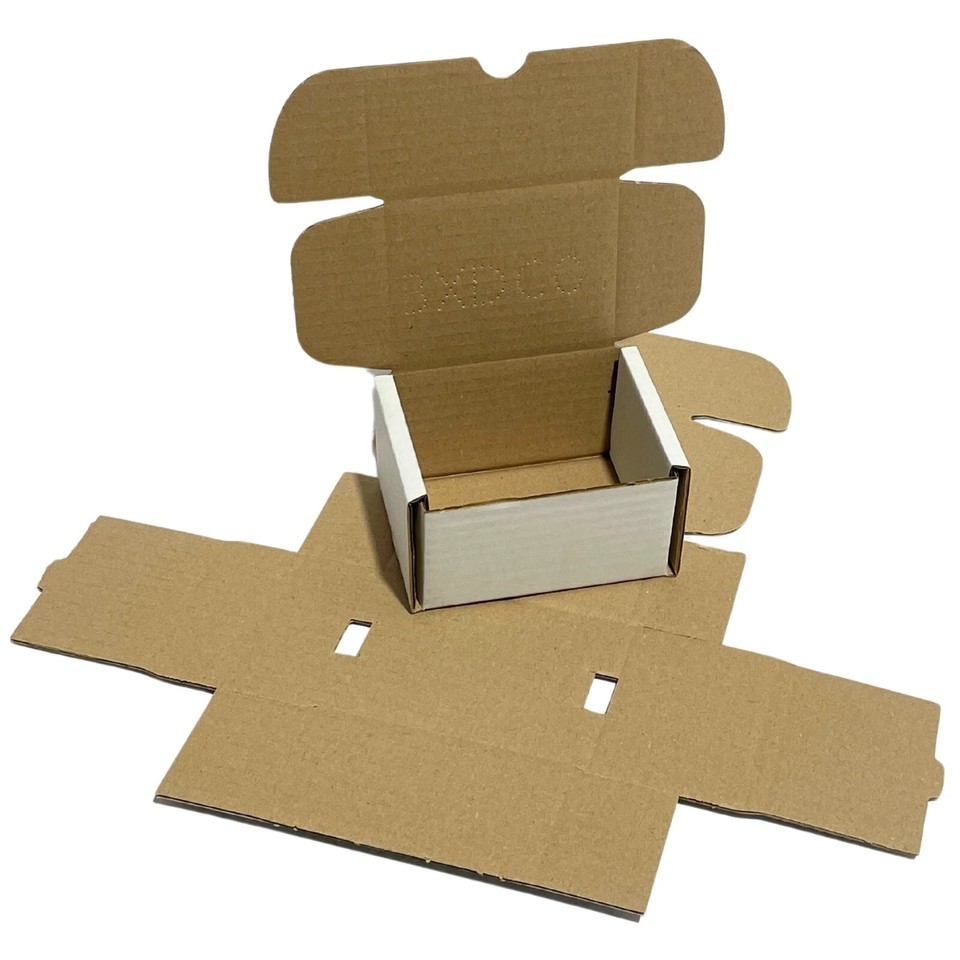 WHITE SHIPPING CARDBOARD BOXES POSTAL MAILING GIFT PACKET SMALL PARCEL ...