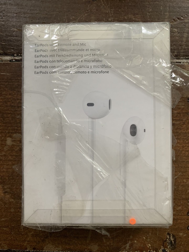 Genuine APPLE EarPods Wired Earphones Headphones NEW | eBay