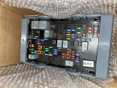 GM OEM 10-14 Avalanche Electrical Fuse Relay-Junction Block 22798217 | eBay