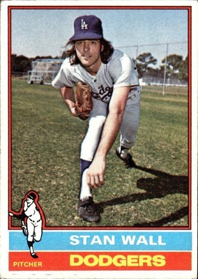 STAN WALL 1976 Topps #584 BUY ANY 2 ITEMS FOR 50% OFF B210R4S28P22 | eBay