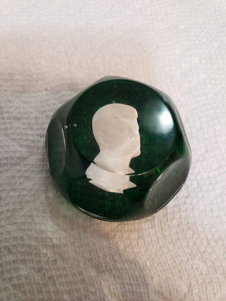 Vintage President John F. Kennedy Crystal Paperweight | eBay