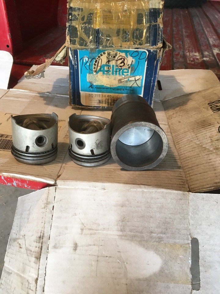 Fits Renault R8 1964-1971 70mm "688" SINGLE SLEEVE ASSEMBLY W/PISTON ...