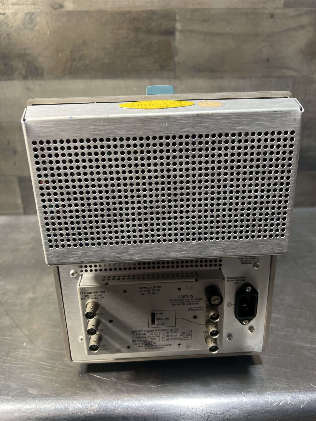 Tektronix 7633 Analog Storage Oscilloscope 100MHz Mainframe, Triple Bay ...