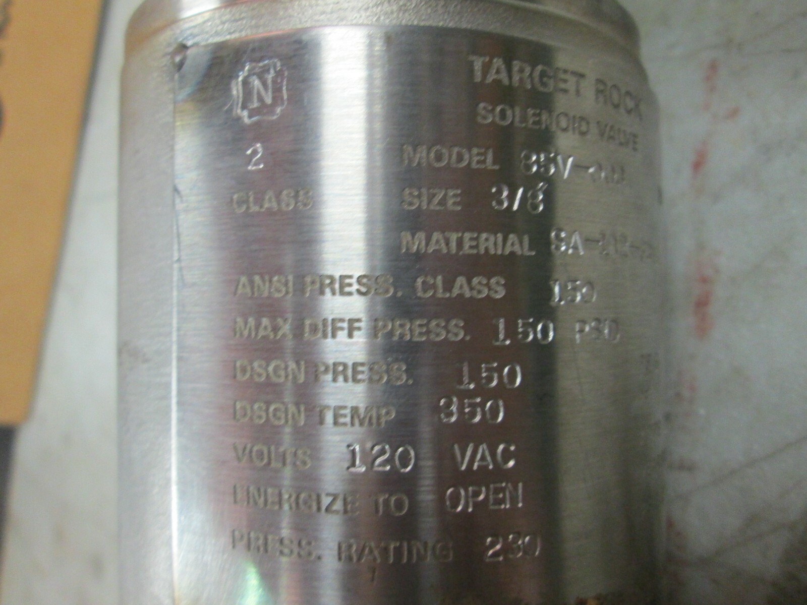 Target Rock Solenoid Valve Nuclear Grade Size: 3/8" OD Tube Mod: 85V ...