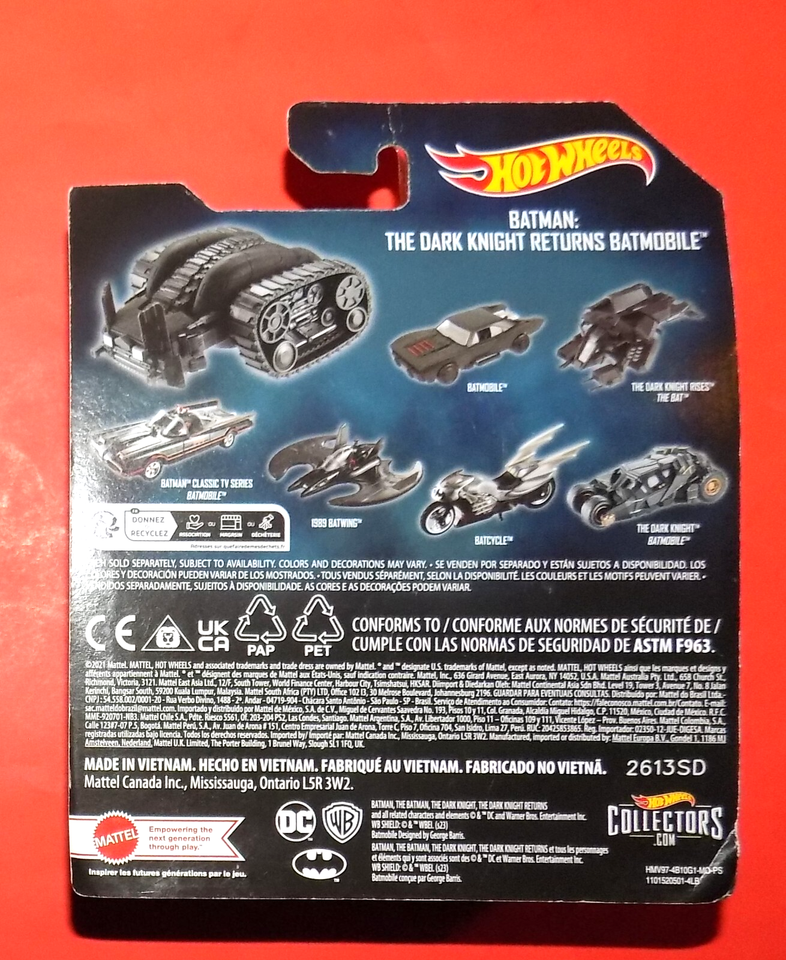 New 1:50 Hot Wheels Batman The Dark Knight Returns Movie Batmobile Bat ...