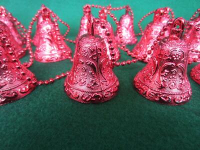 *Vintage Red Bell and Bead Garland 9' Embossed Plastic 15 Bells ...