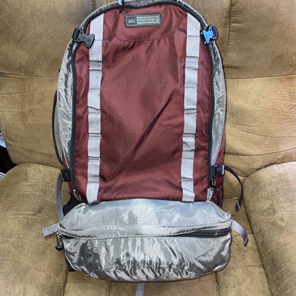 REI Travel Backpack Bag Carry On Strap Gray Burgundy Detachable Daypack ...