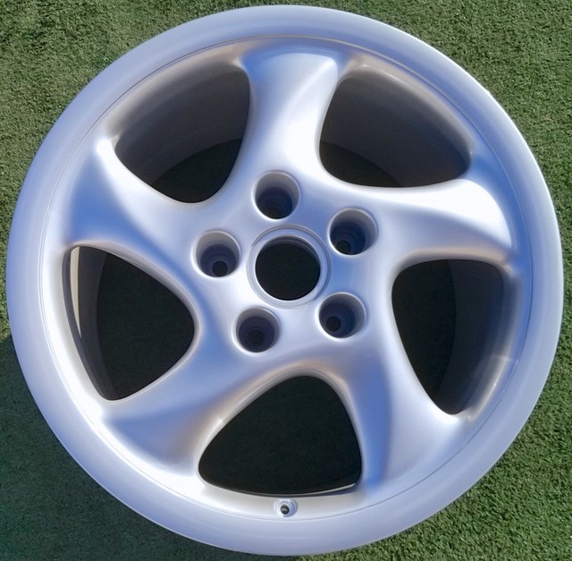 Factory Porsche 911 Hollow Spoke Wheel OEM Turbo Twist 18 Rear ...