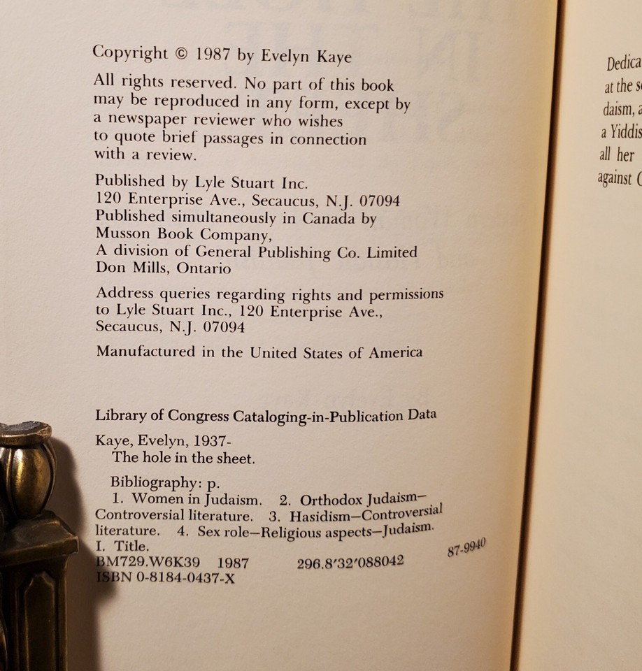 The Hole in the Sheet- Modern Women & Judaism by E. Kaye / 1987 - Lyle ...