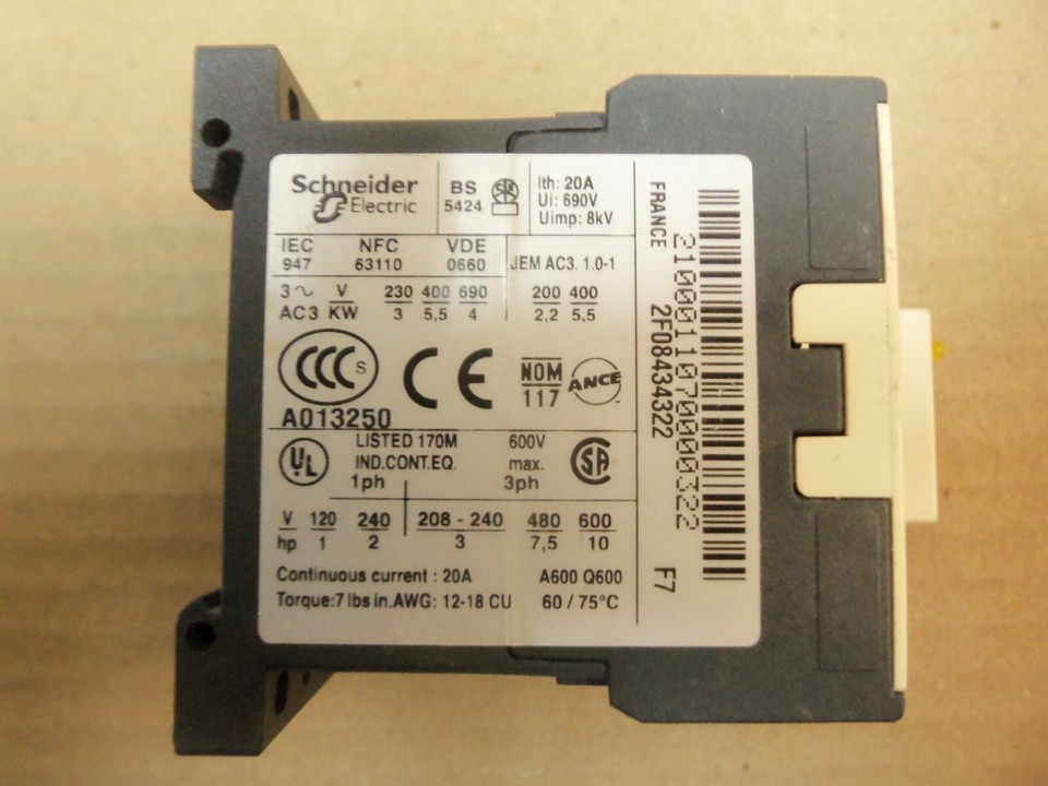 Schnieder Electric Contact 600V 10 HP 20 Amp A013250 Telemecanique 110v ...