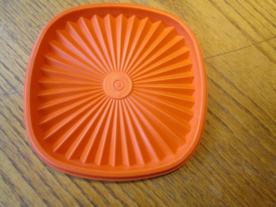 Tupperware Replacement Servalier Sunburst "Square" Container Lids ...