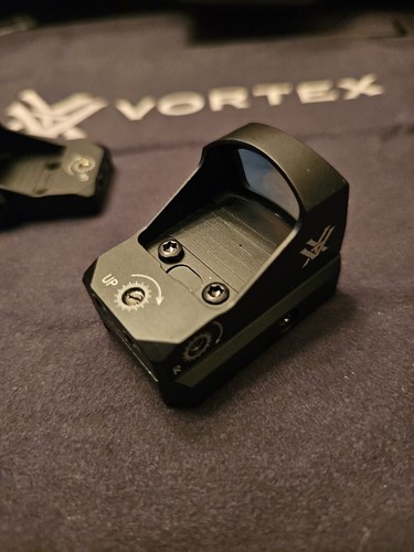 Vortex Optics VRD-6 Viper Miniature Red Dot 6 MOA Sight & Picatinny ...