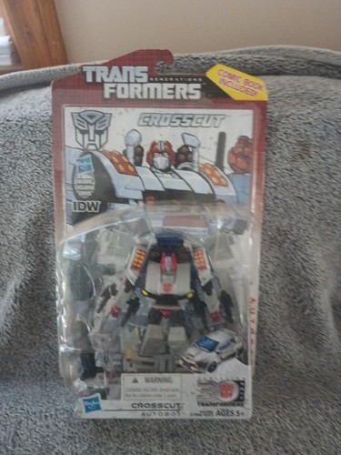 Transformers Generations CROSSCUT -IDW 30th Deluxe Class Series 2 #016 BRAND NEW 653569930266| eBay