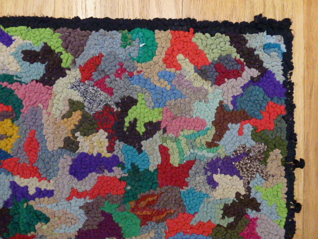 ANTIQUE PRIMITIVE FOLK ART Hand Hooked Rug on Burlap FARM HOUSE or ...