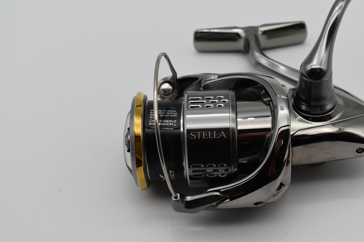 Shimano 18 Stella 3000MHG Fishing Spinning Reel from Japan Shimano 18 Stella 3000MHG Fishing Spinning Reel from Japan