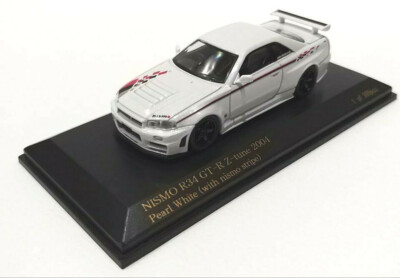 CAR-NEL_64 NISMO R34 GT-R Z-tune 2004 Pearl White 1 of CAR-NEL_64 NISMO R34 GT-R Z-tune 2004 Pearl White 1 of